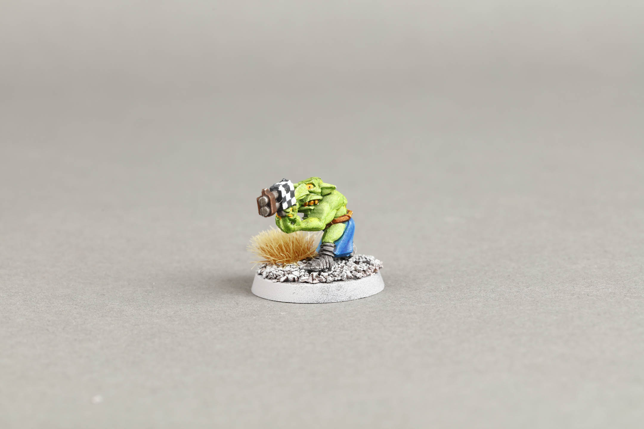 I speedpainted (10-20h) Runtherd and gretchins. They are so tiny and ...